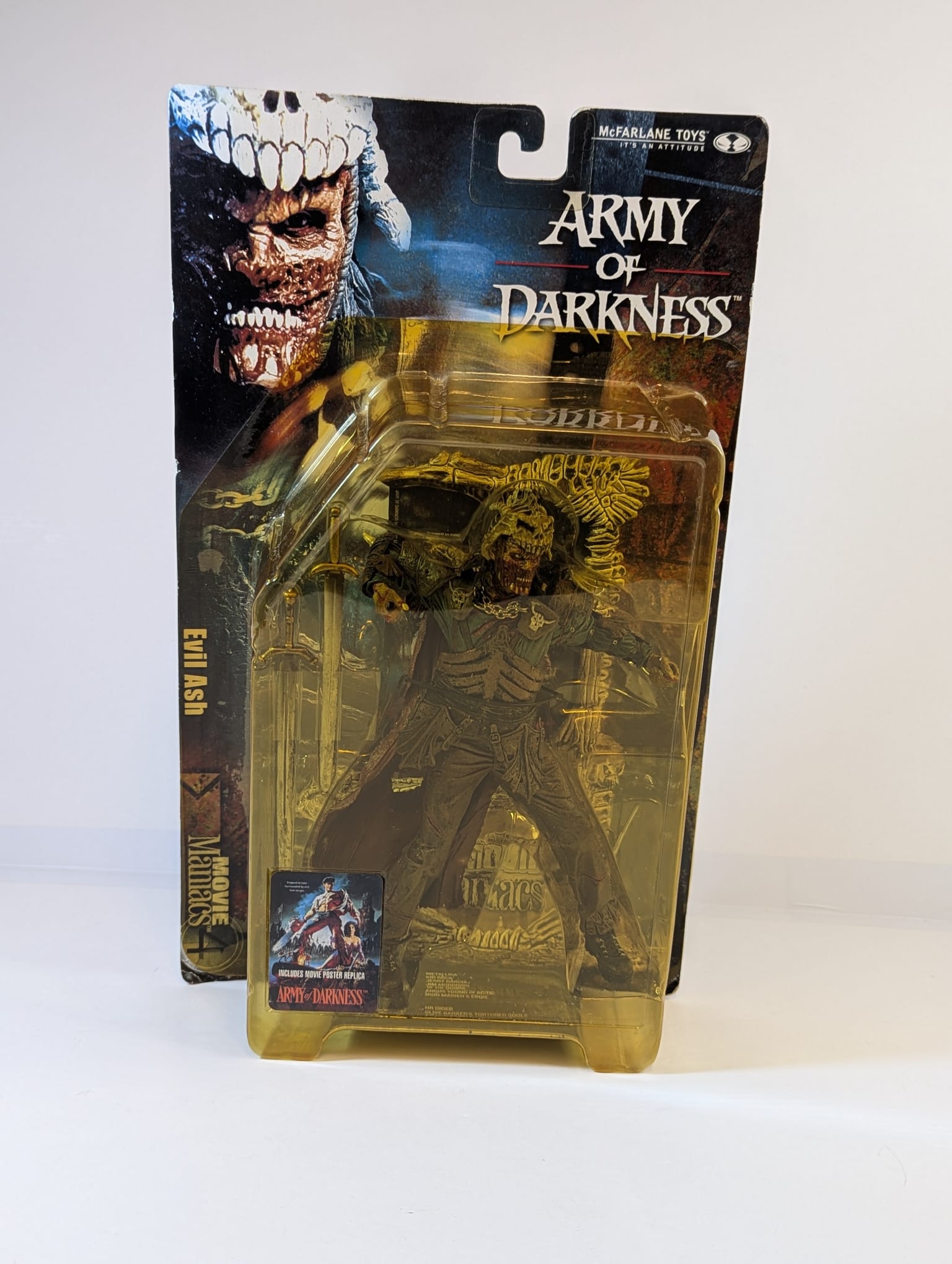 Evil Dead Army of Darkness Evil Ash Movie Maniacs Action Figure